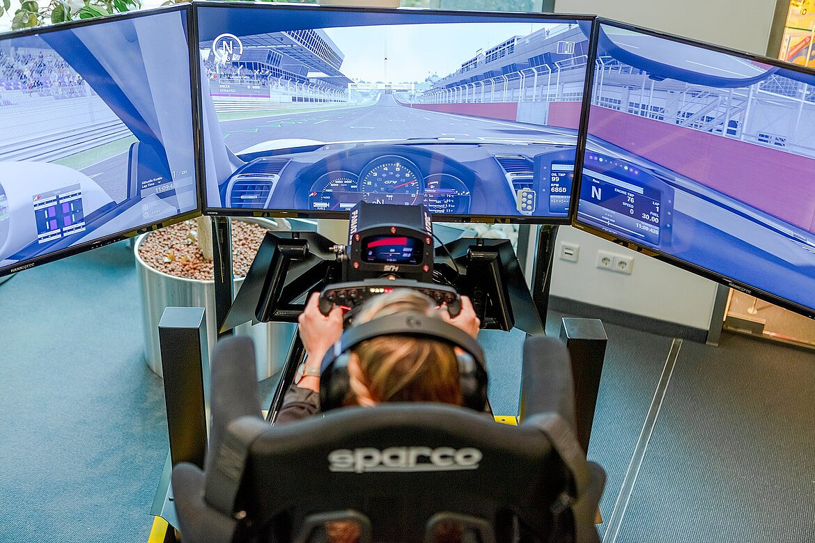 Comparativa Volantes Simracing - Mejor Rendimiento 2024 | DistritoGamer